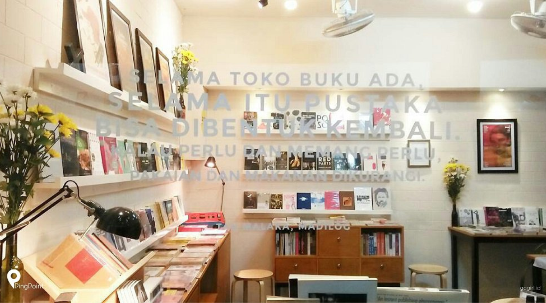 Mencari Harta Karun Literasi: Tempat-Tempat Toko Buku Bekas di Jakarta ...